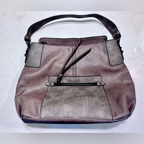 Realer | Bags | Nwot Large Realer Hobo Shoulder Bag In Mushroom Gray ...